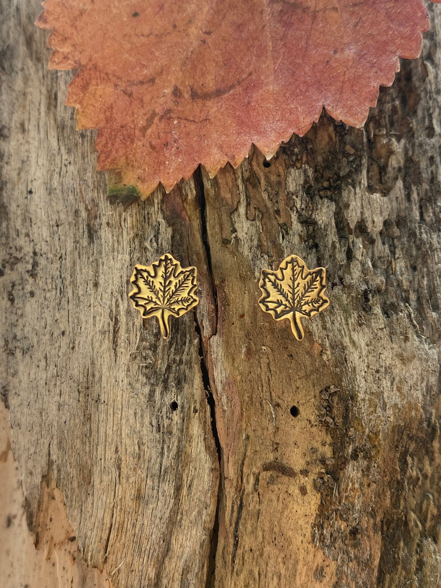 Maple Leaf Studs – Thlayli Designs